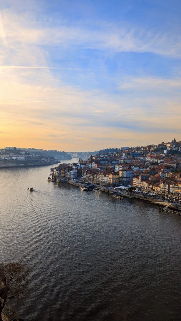 The Andante Card: Your Essential Guide to Getting Around Porto - Pass to Portugal