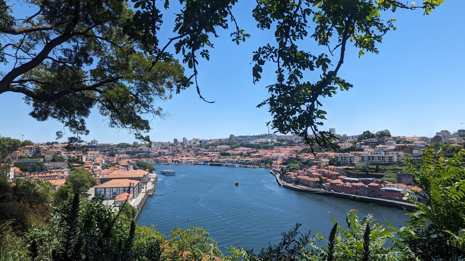 15 Best Porto Viewpoints for Stunning City Views (2025) - Pass to Portugal