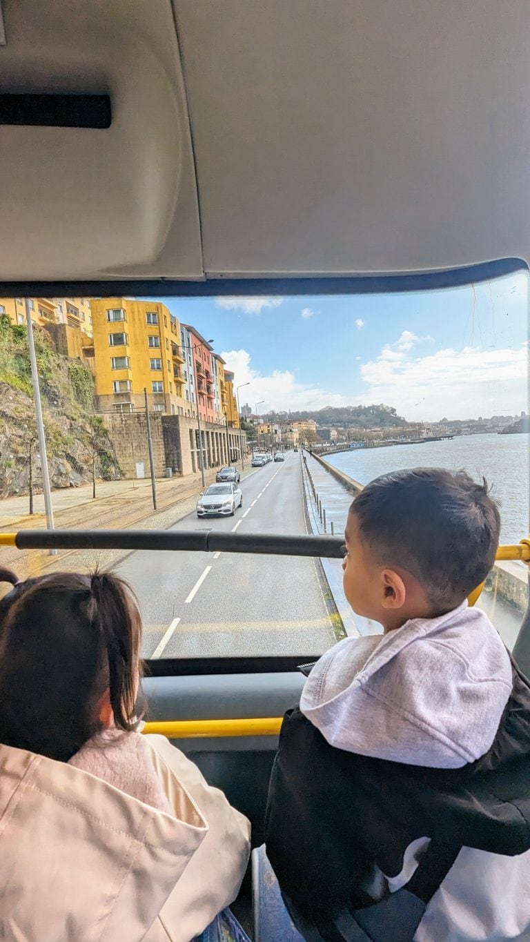 How to Get from Porto to Matosinhos: A Complete Guide - Pass to Portugal