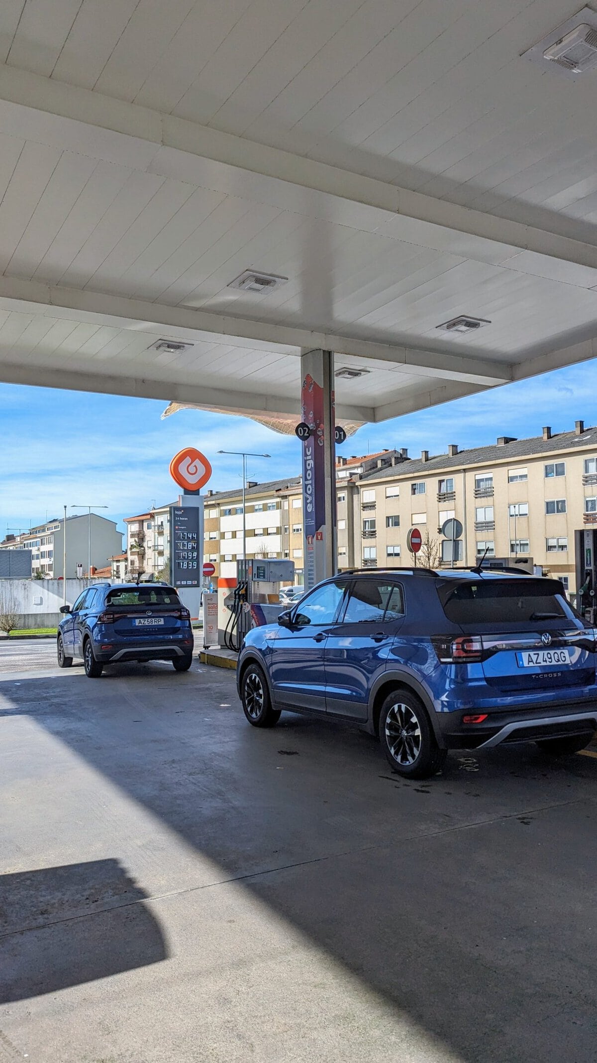 How to Get Around Porto: Ultimate Guide for 2026 - Pass to Portugal